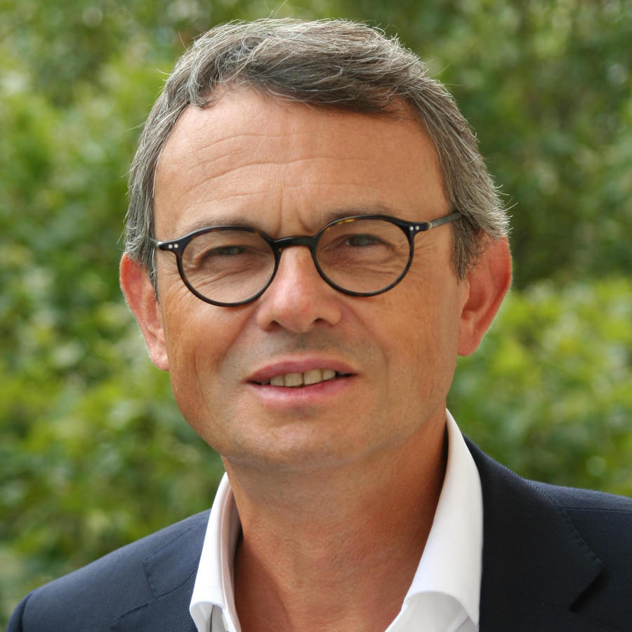 Hubert Méchin est élu à la tête de l'Afcros • HOSPIMEDIA