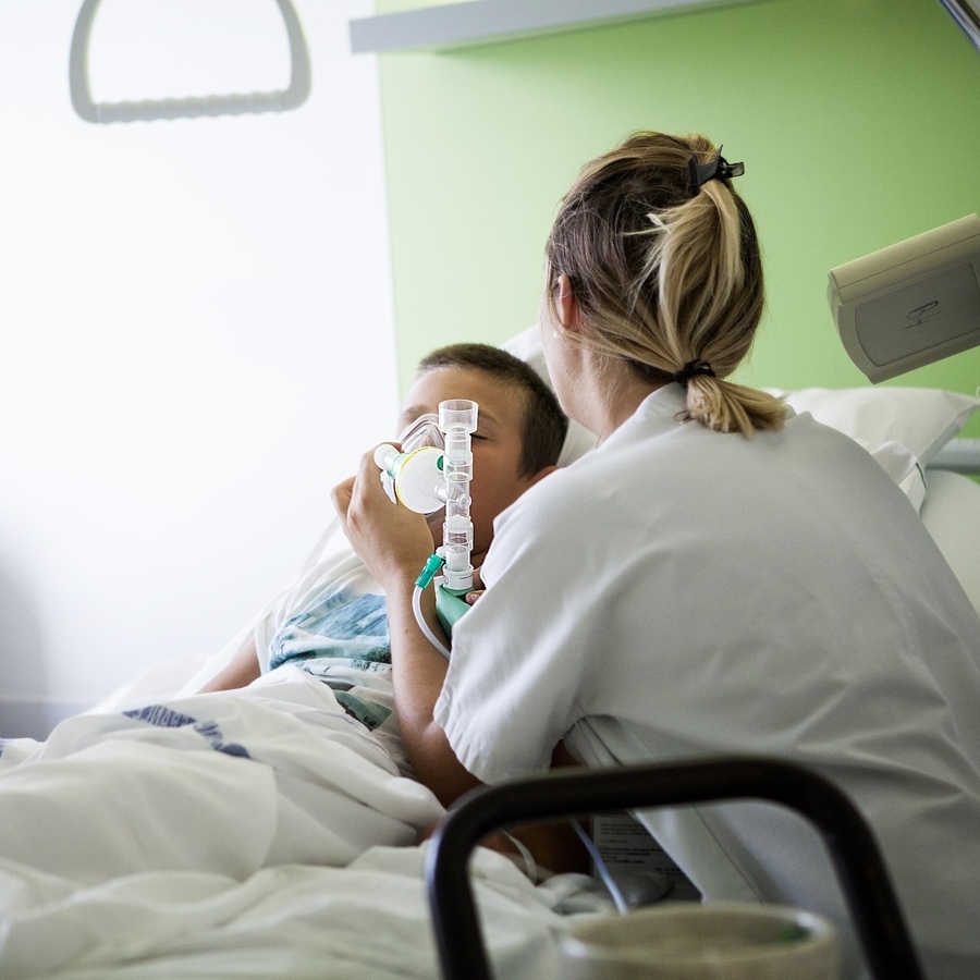 Le pharmacien hospitalier joue un rôle pivot dans l'écoresponsabilité de l'établissement ...